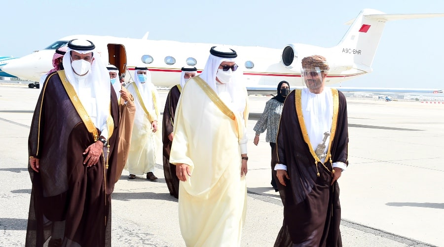 Bahrain foreign minister arrives in Oman - Arabian Daily News