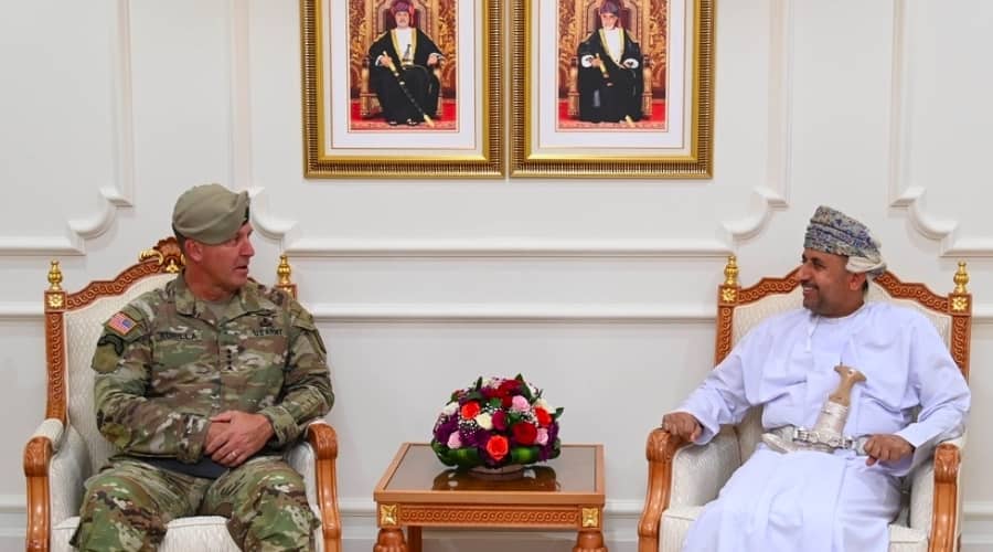 Oman’s Defence Ministry Secretary General Receives US Military Official ...