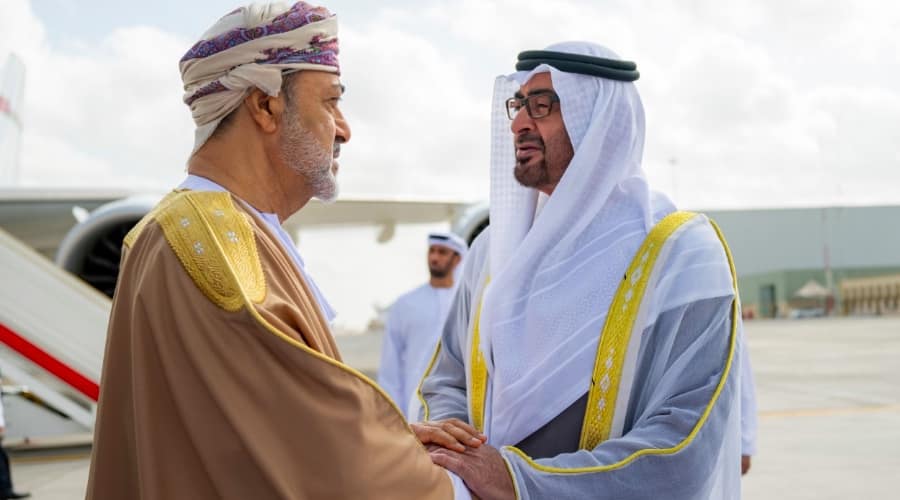His Majesty the Sultan arrives in UAE - Arabian Daily News