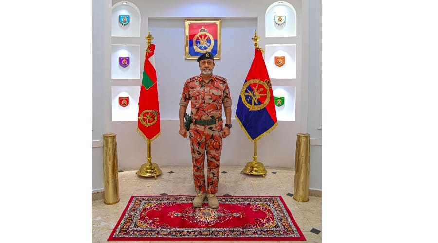 HM pays Royal visit to Sultan of Oman’s Artillery at the Royal Army of ...