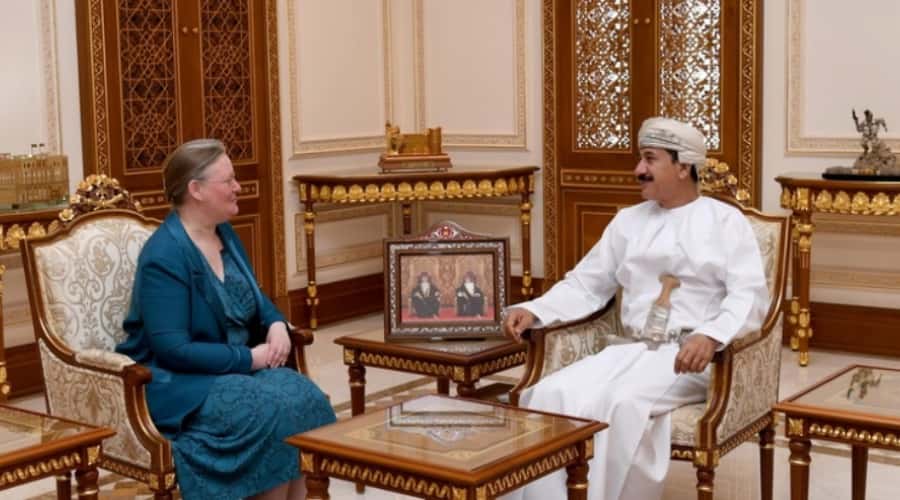 Royal Office Minister receives UK ambassador - Arabian Daily News